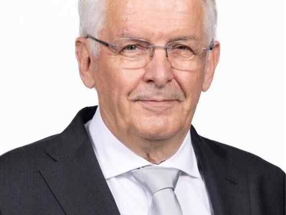 Mauri Kontu: Intohimoista yrittäjyyttä - Suomen Keskusta